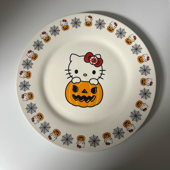 Hello Kitty | Other | Hello Kitty Halloween Decorative Plate | Poshmark